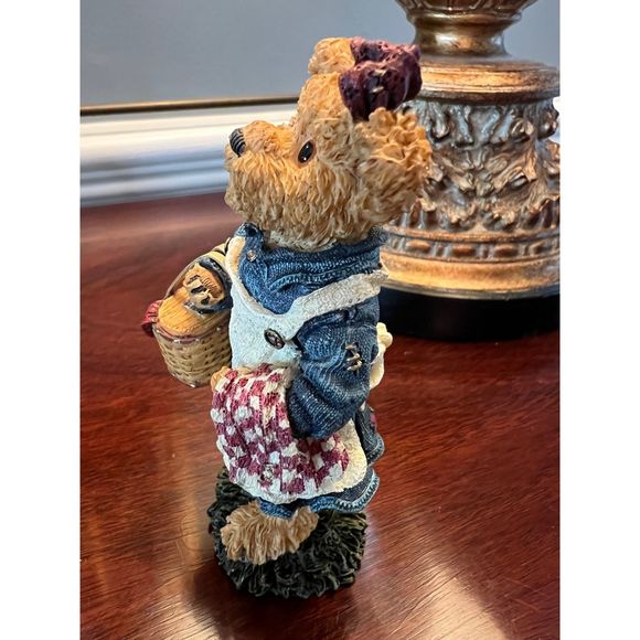 Boyds Bears | Accents | Boyds Bears Bearstone 202 Molly B Berriweather ...